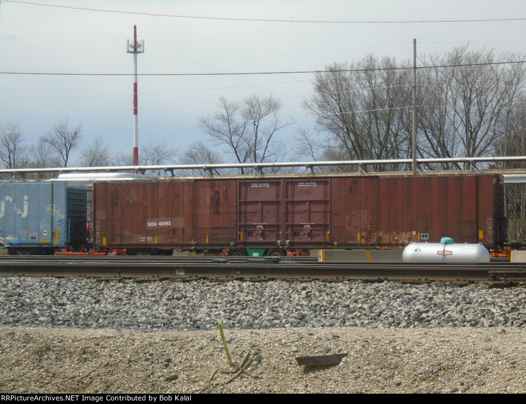 CSX 7872 BNSF 8378 into Yard